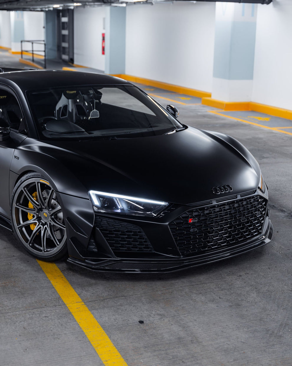 Audi R8 4S Facelift Pre-Preg Carbon Fibre Front Splitter by TRE ...